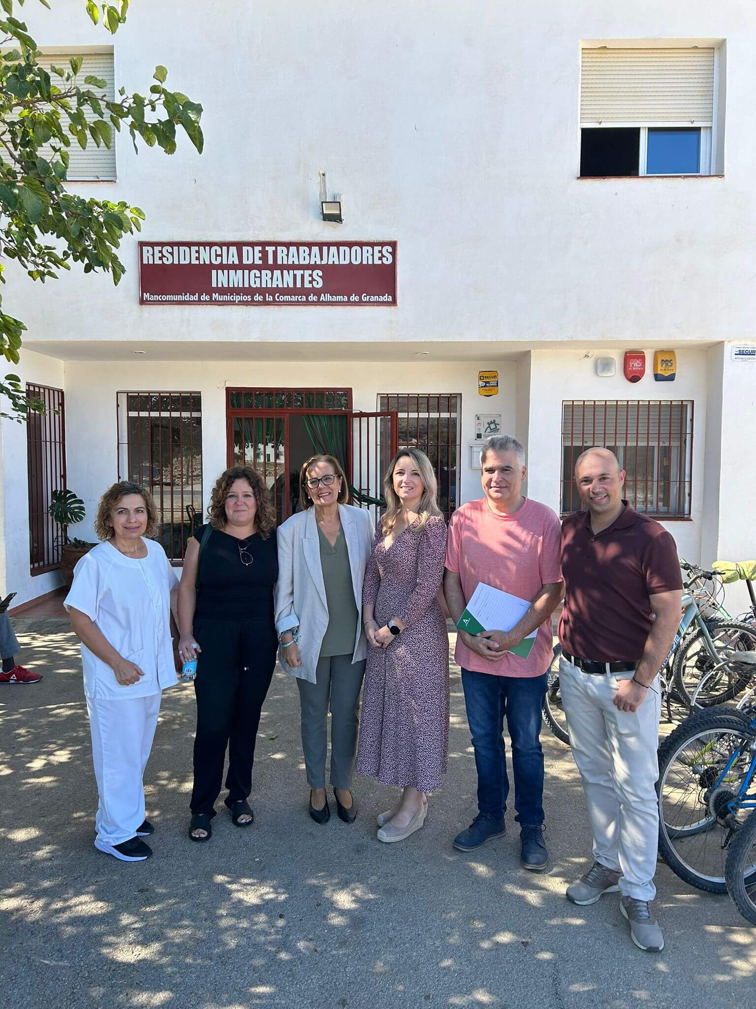 Matilde Ortiz visita la residencia de trabajadores temporeros de la ...